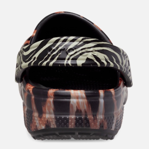 CROCS | Shoes | Crocs Mens And Womens Shoes Classic Animal Print Clogs ...